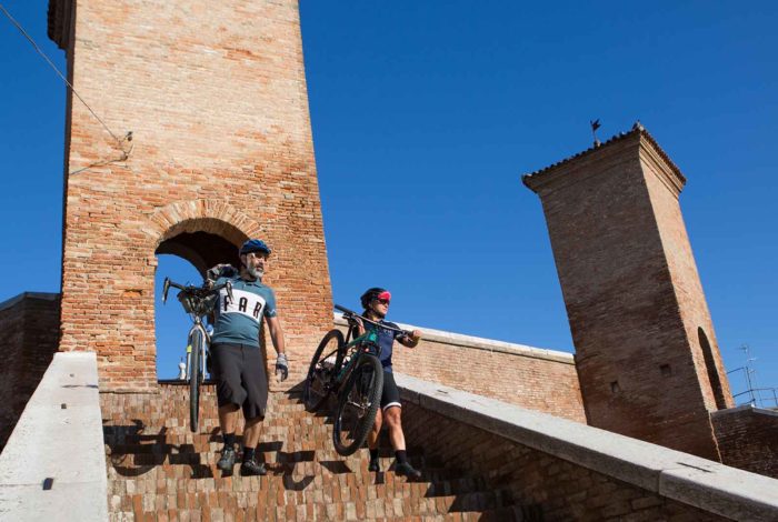 Ferrara in bicicletta: i migliori percorsi e gli eventi bike